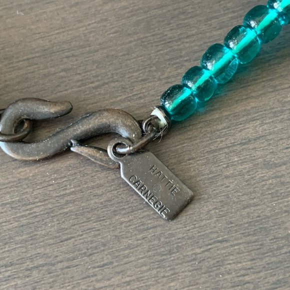 Hattie Carnegie | Jewelry | Vintage Hattie Carnegie Teal Bead Choker ...